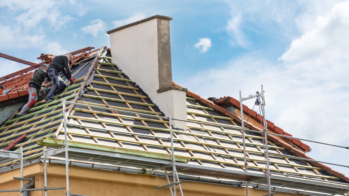 8 Roofing Industry Trends: The Shifts That Will Shape Your Sales ...